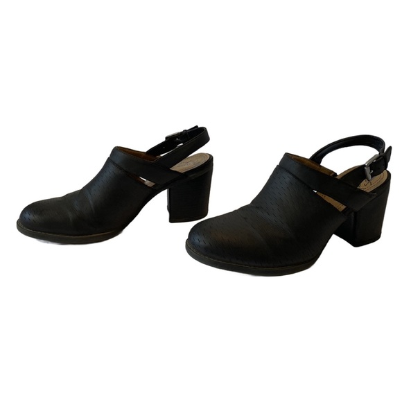 Natural Soul | Shoes | Natural Soul Black Leather Chunky Heel Clogs ...
